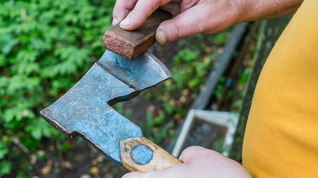Comment bien aiguiser les outils de jardinage