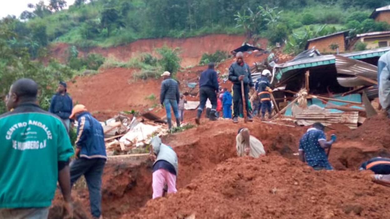 Une trentaine de morts dans un glissement de terrain au Cameroun Une trentaine de morts dans un glissement de terrain au Cameroun