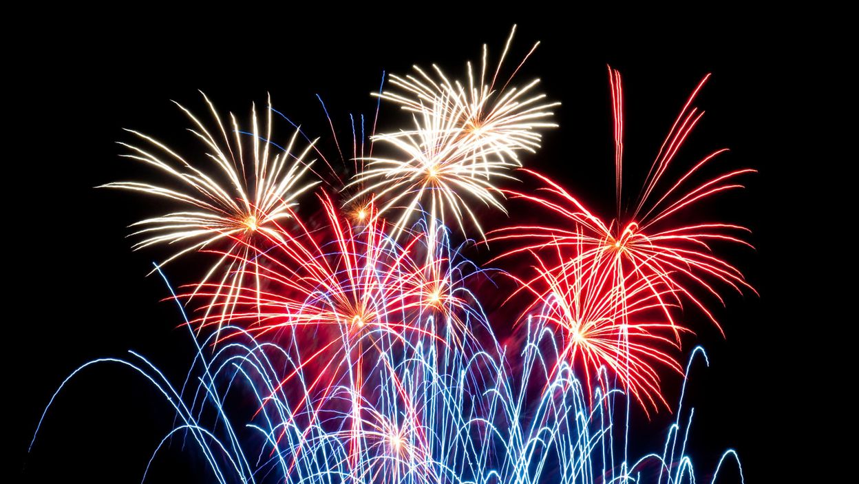 Organiser un petit feu d'artifice pour les fêtes? OK, mais il y a des ... Organiser un petit feu d'artifice pour les fêtes? OK, mais il y a des ...