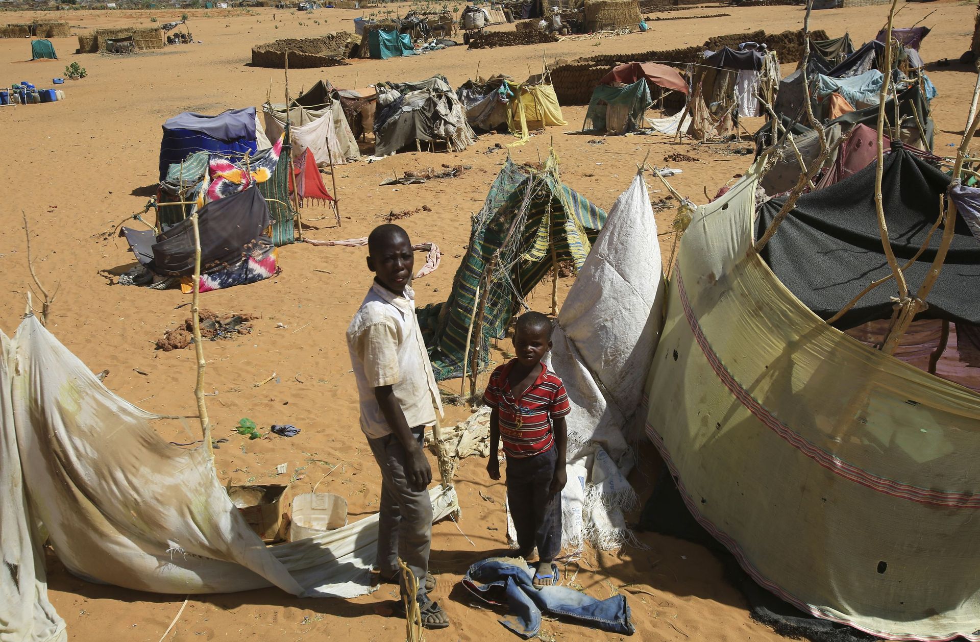 Soudan: "Des milliers" de civils menacés par les combats au Darfour