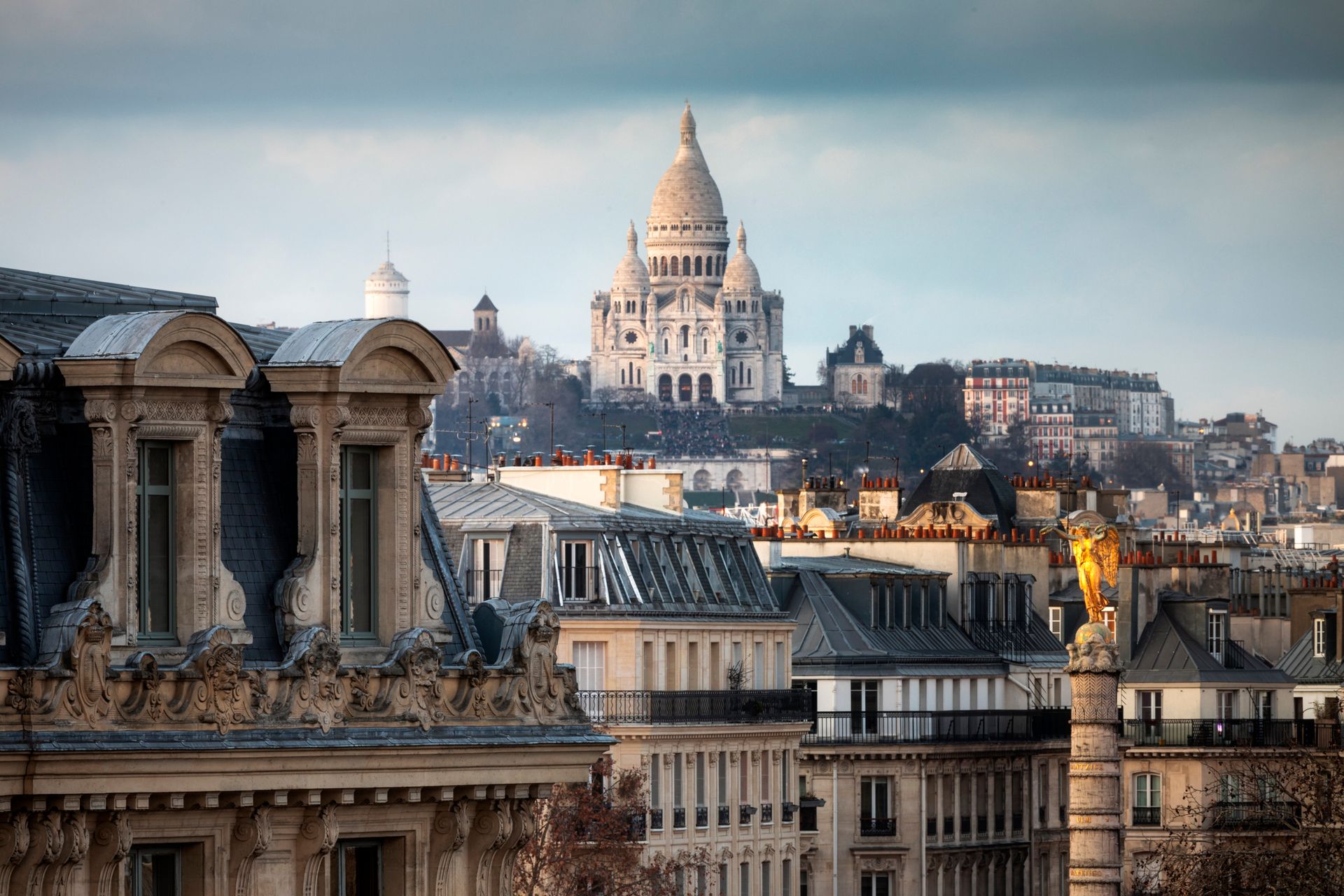 C'est le moment d'aller à Paris : 16 millions de visiteurs en moins ...