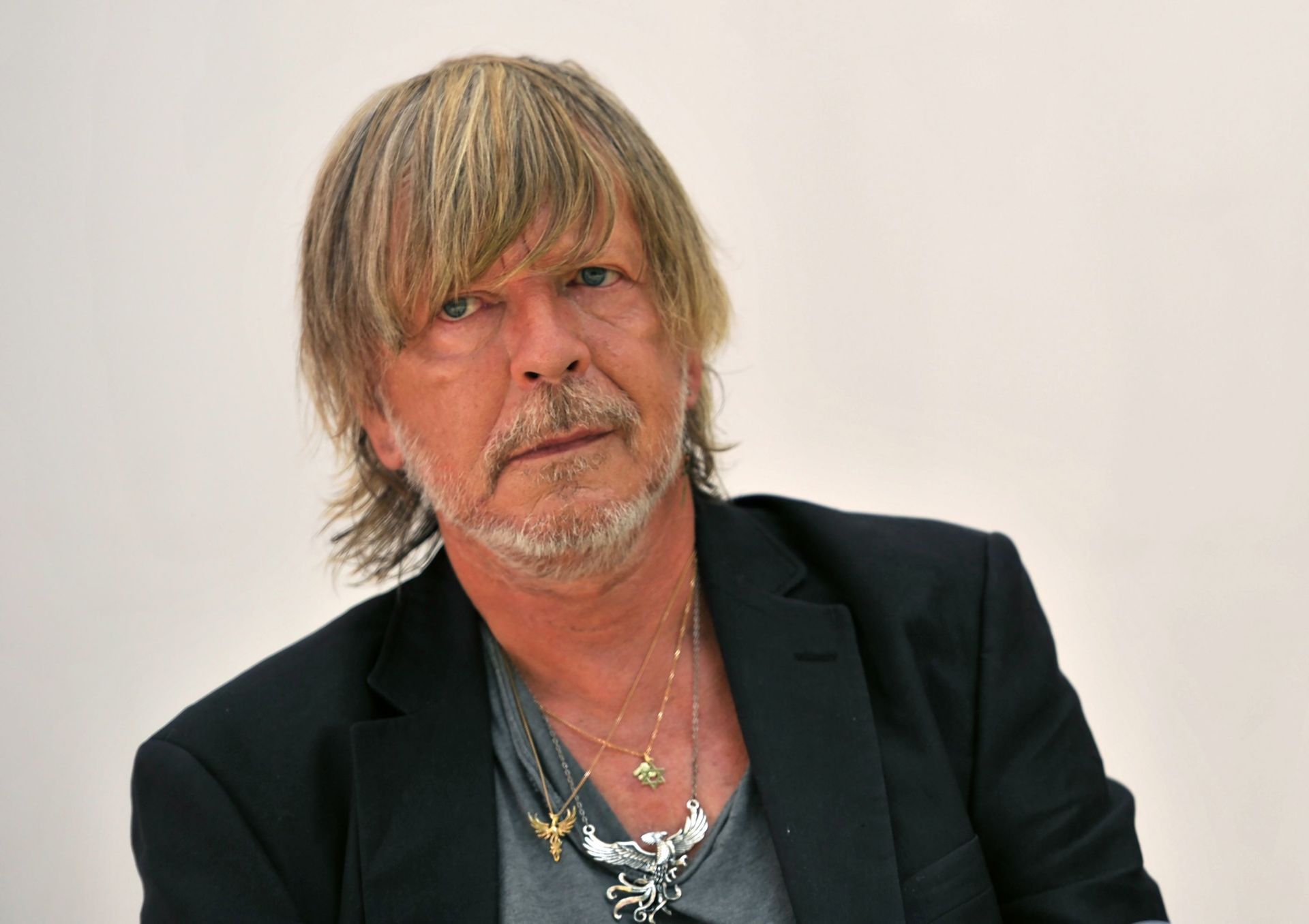 Renaud: un nouveau titre ce vendredi?