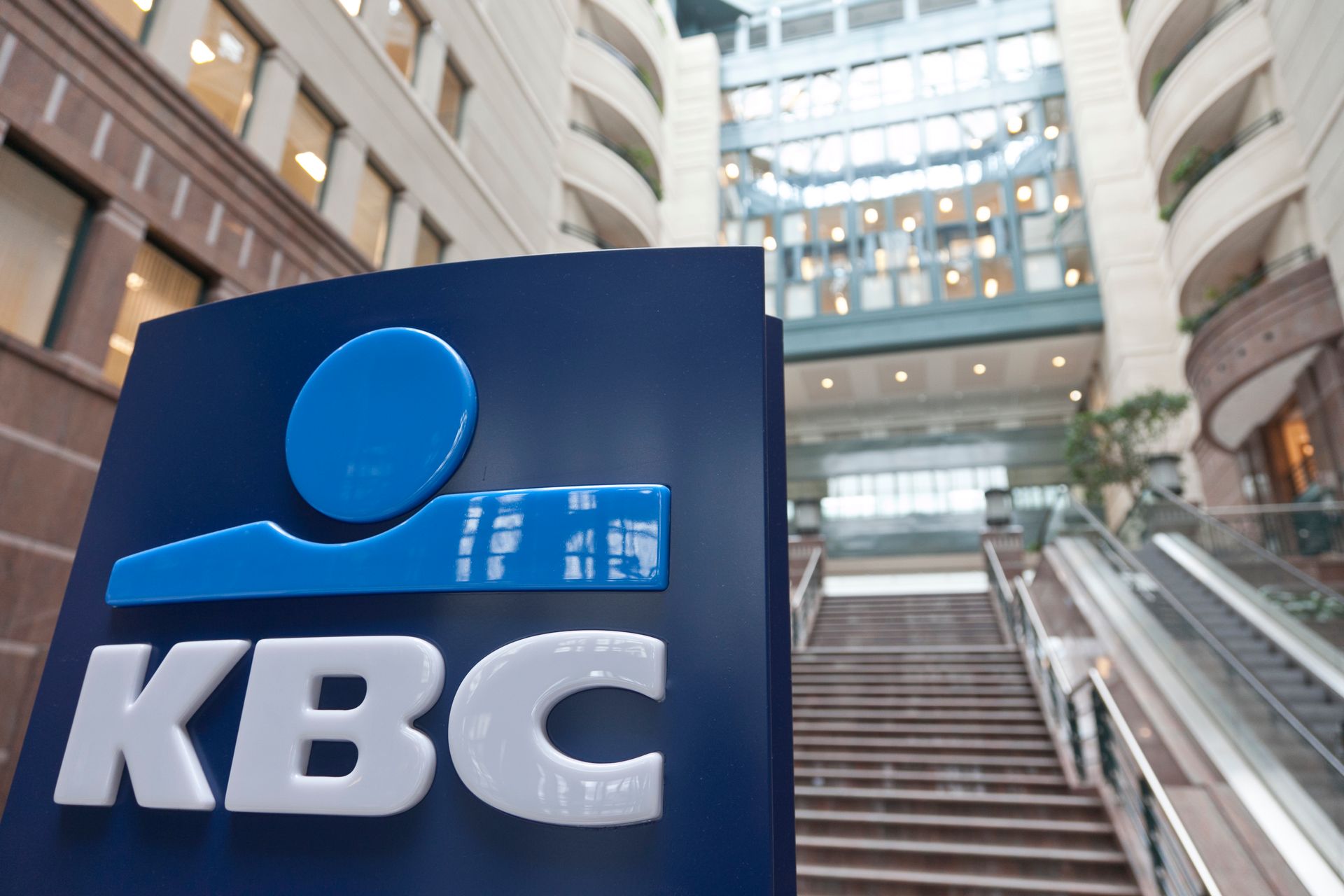 KBC veut rembourser plus de 2 milliards d'euros à l'Etat