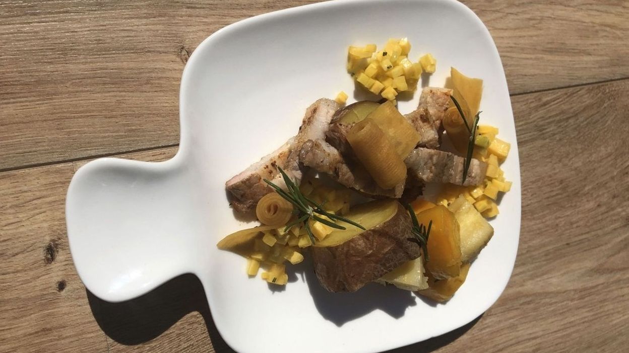 Lard mariné au barbecue, avec déclinaison chaude et froide de carotte ...