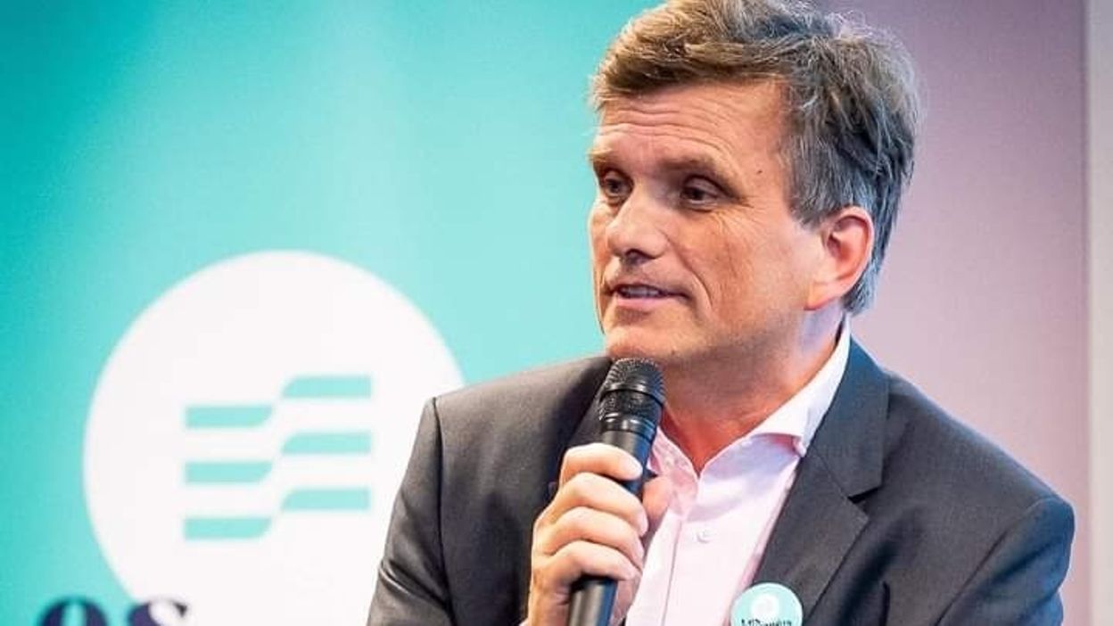 Yvan Verougstraete et Marc-Antoine Mathijsen : visions différentes pour ...