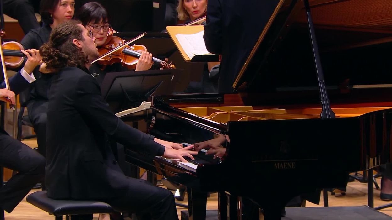 Concours Reine Elisabeth 2025 : Valère Burnon est élu Prix Musiq3 du ...