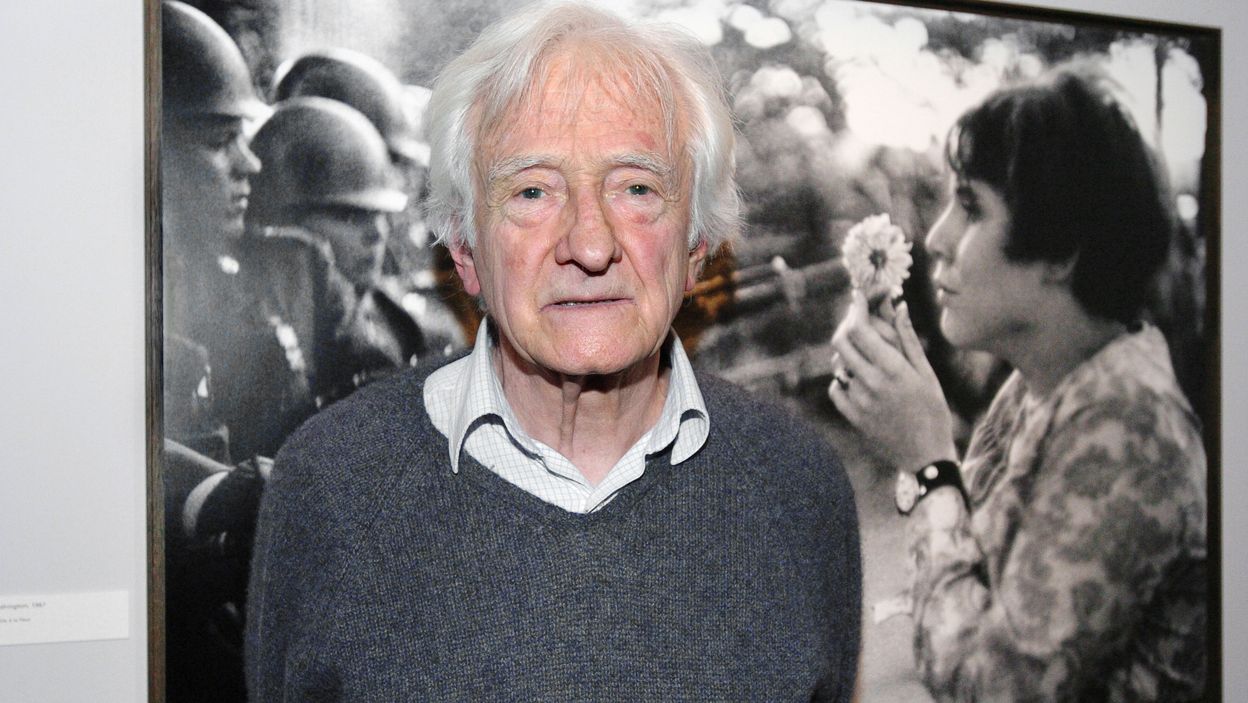 Marc Riboud, la fille à la fleur - RTBF Actus