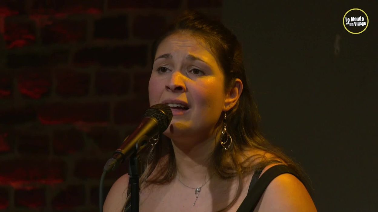 LIVE | Raios et ses sonorités chaleureuses en public au Rideau Rouge de ...