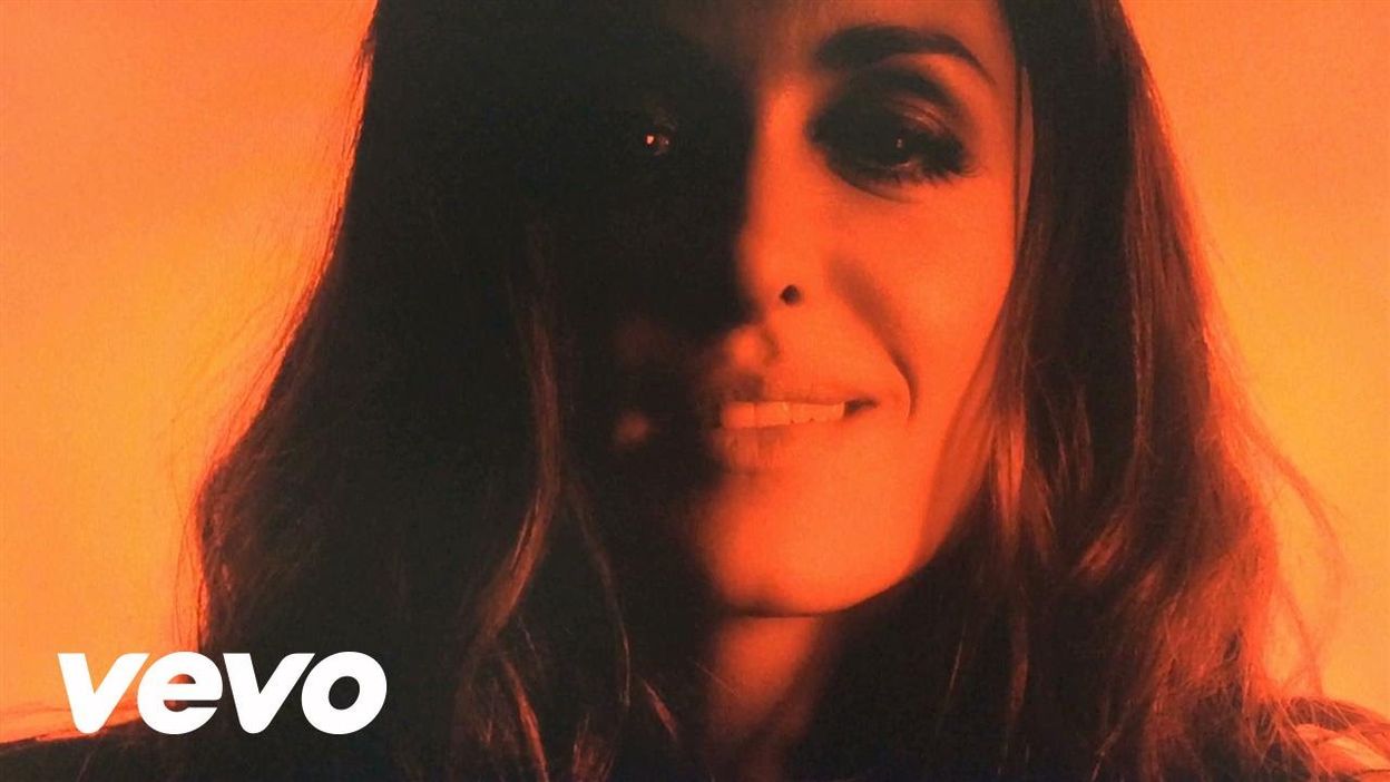 Jenifer présente la vidéo de son "Paradis secret" - rtbf.be