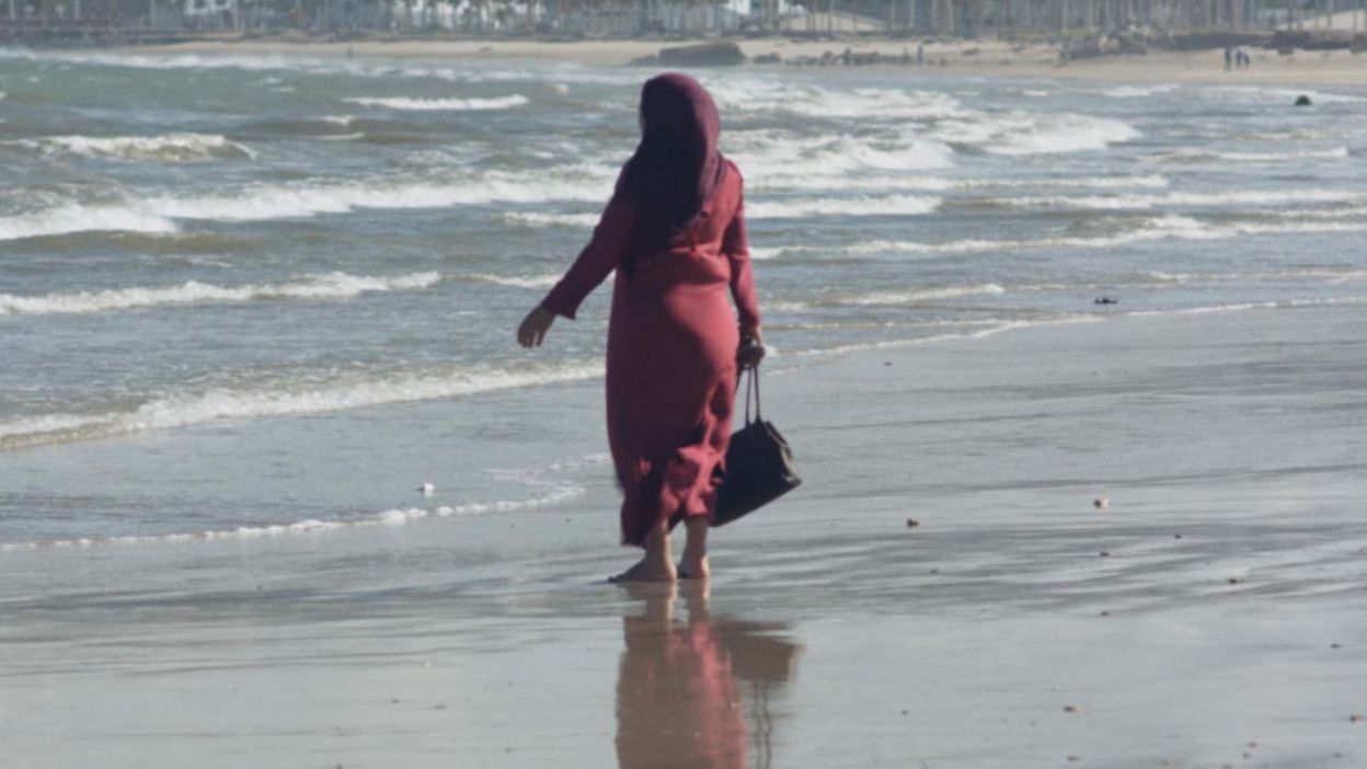 'Dans la maison' de Karima Saïdi : l'hommage à une maman, Aïcha, pour ...