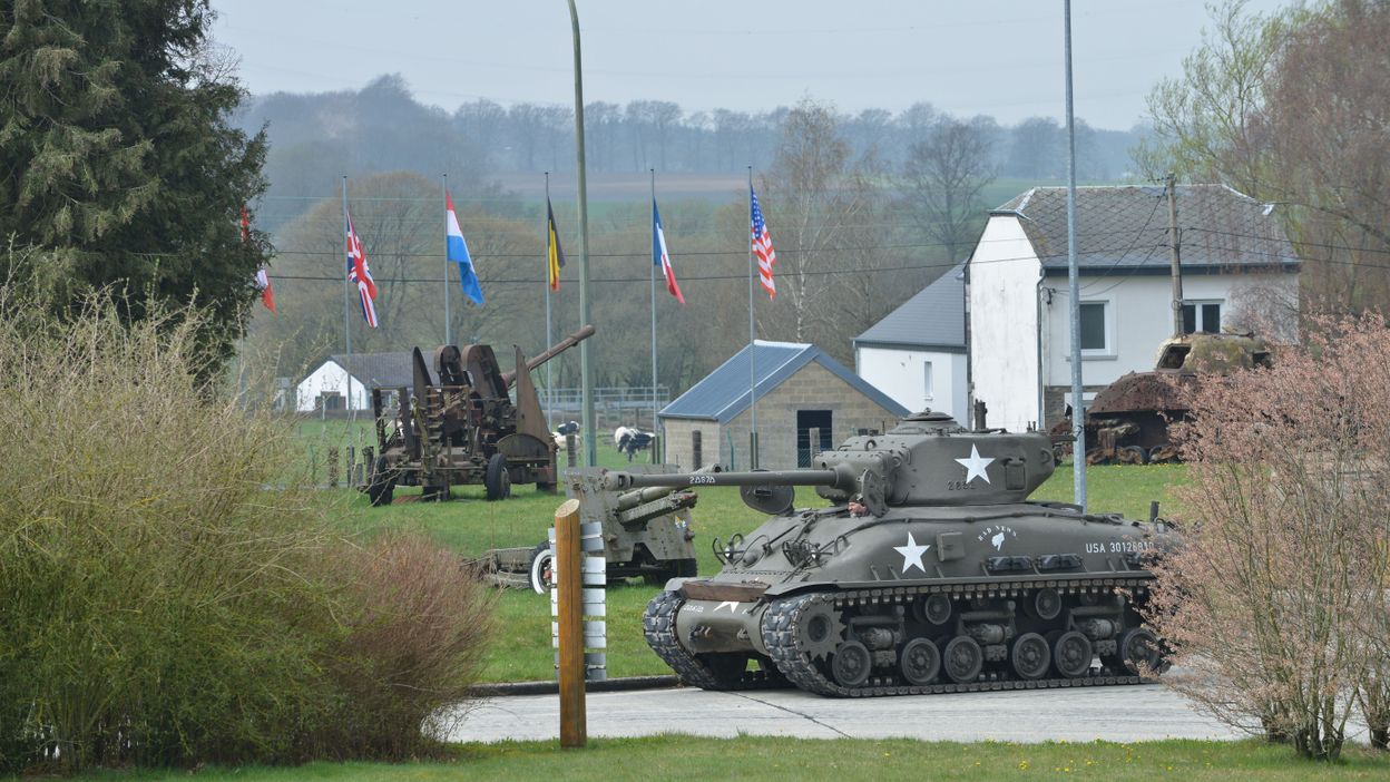 Il y a 80 ans, la bataille des Ardennes : le 16 décembre, un missile V2 ...
