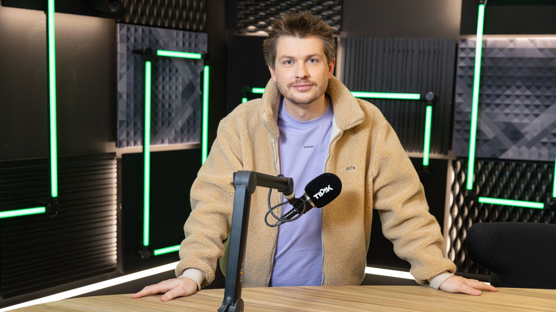 La cueillette de Pierre Scheurette - Blagues Friday - Auvio