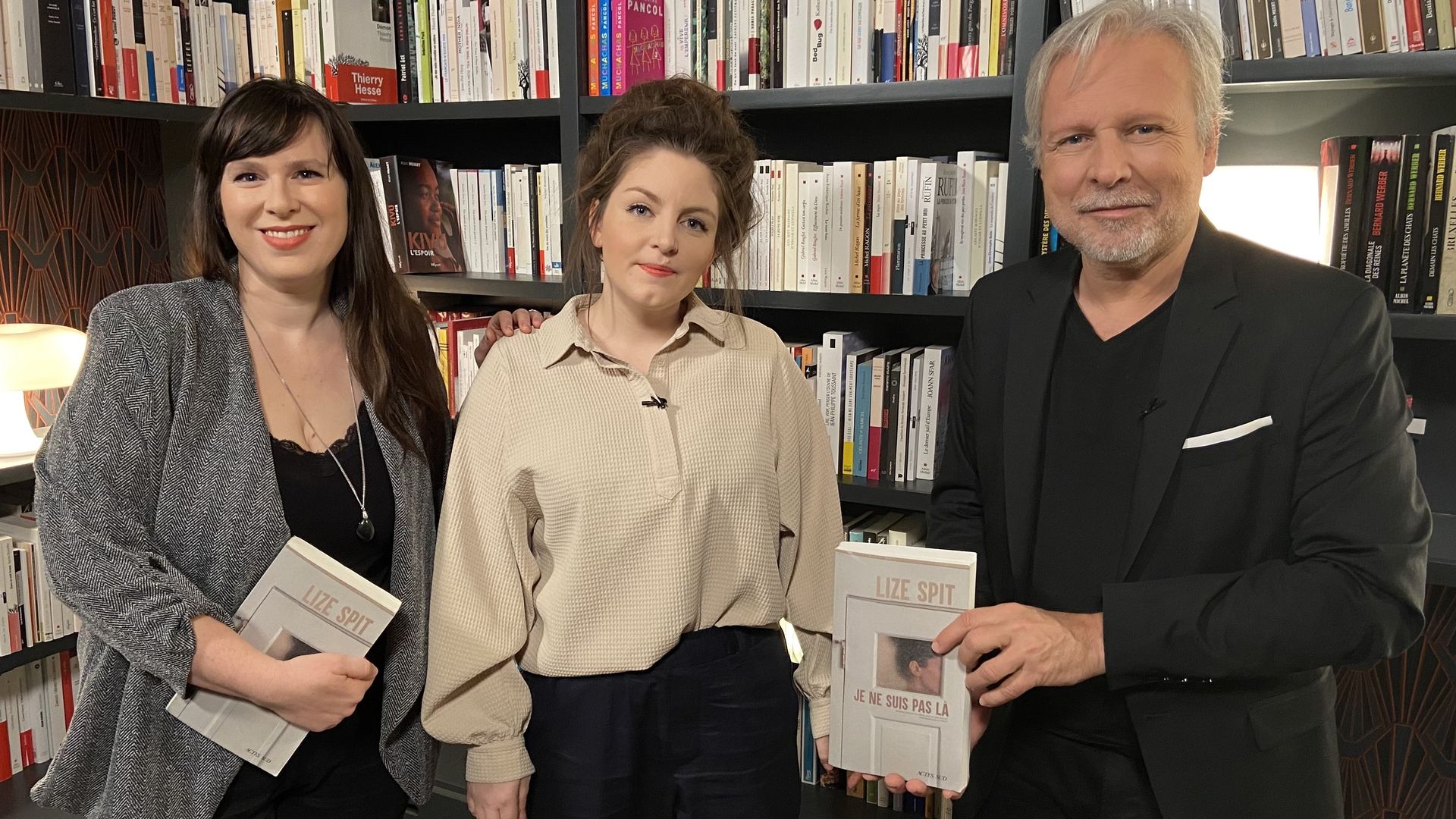 Lize Spit « Je ne suis pas là » - Sous couverture avec Lize Spit - Auvio