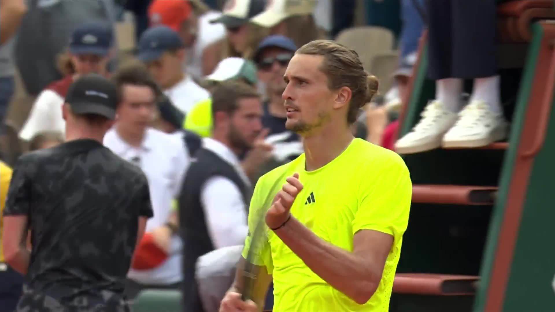 Alexander Zverev passe au 3e tour de Roland-Garros - Roland-Garros - Auvio