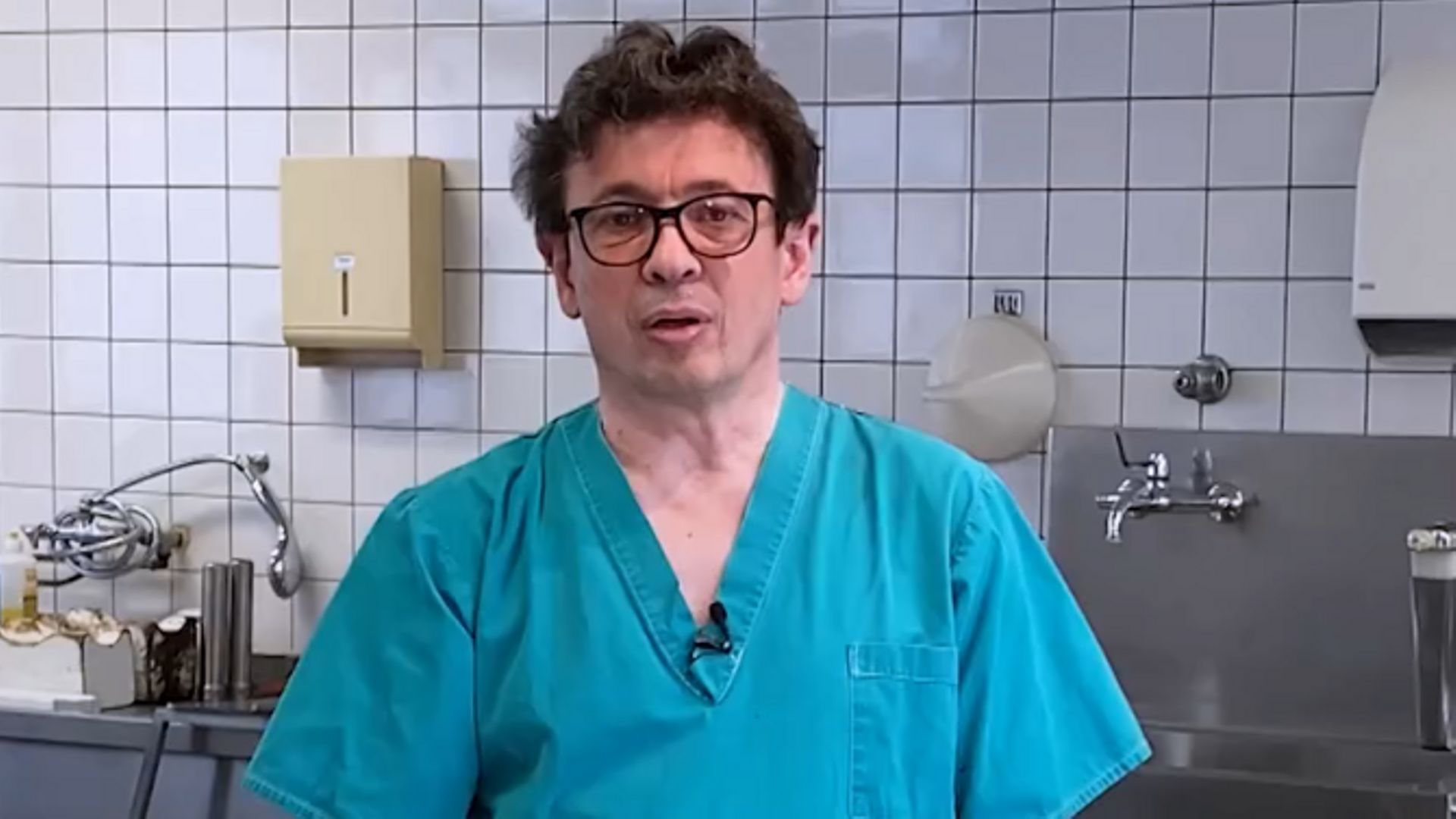 Philippe Boxho, star des réseaux sociaux ? - Le médecin légiste ...