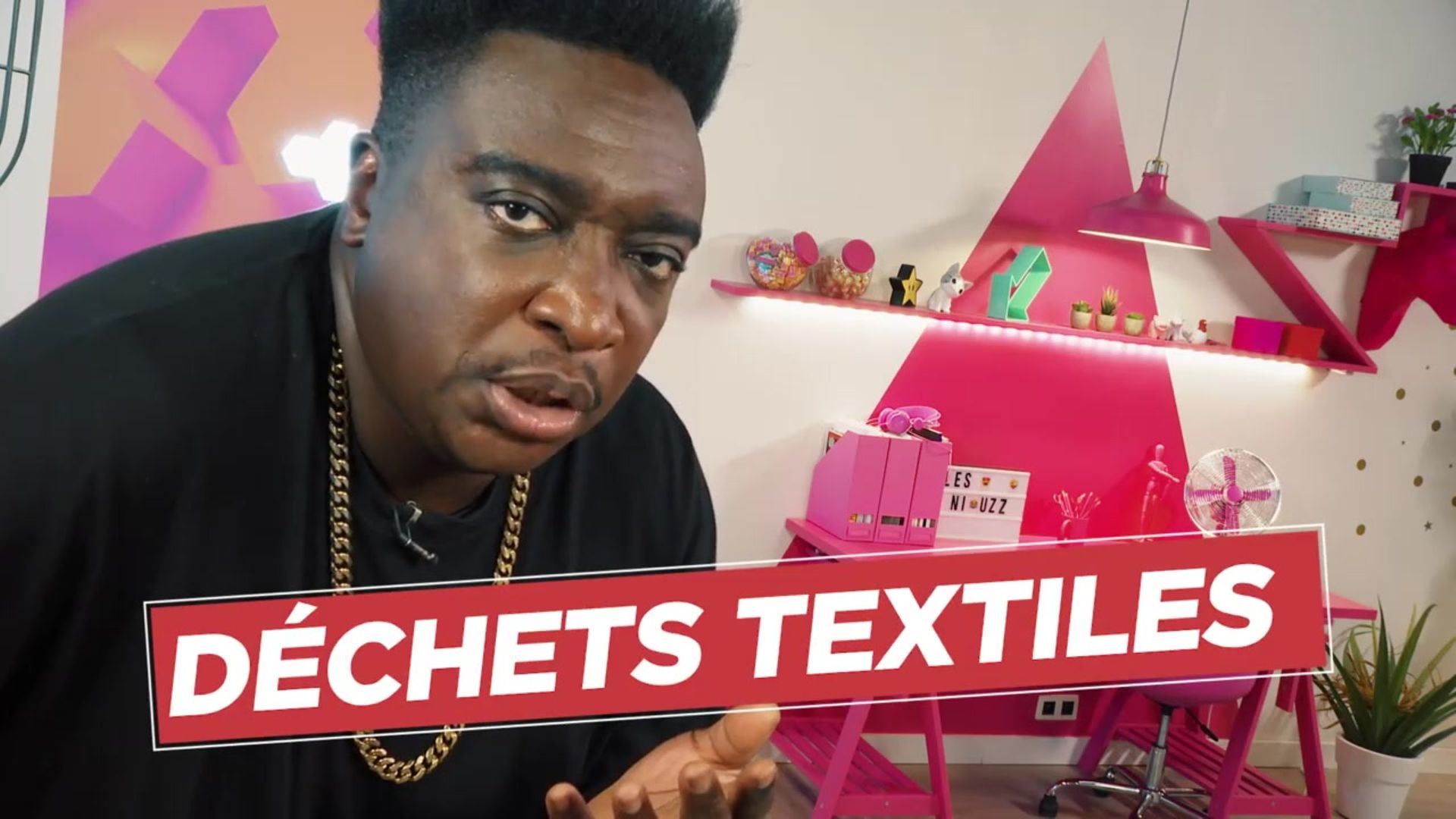 Que deviennent nos déchets textiles ? - Les Niouzz - Auvio