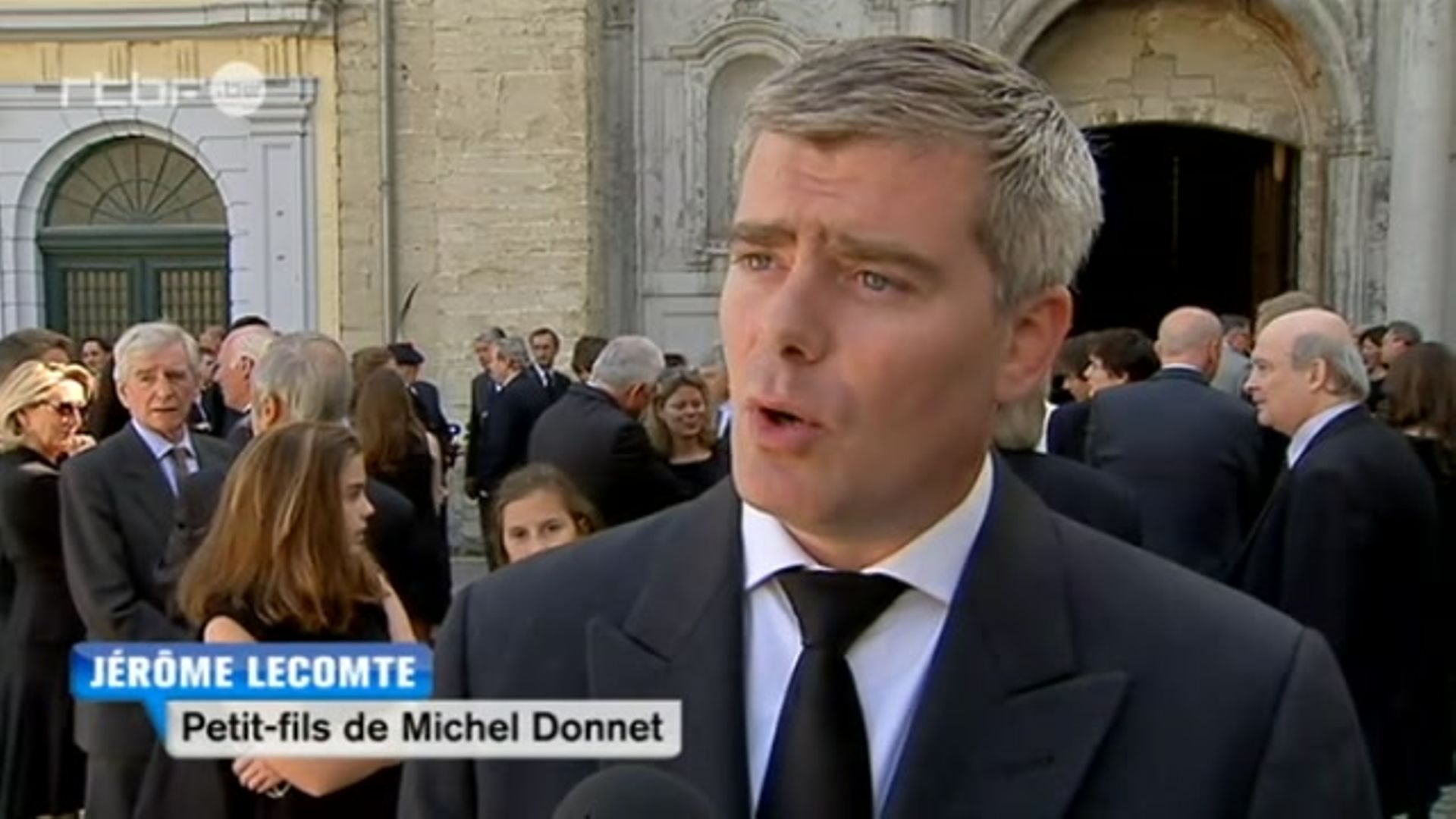 Un ex-pilote belge de la RAF, le général 'Mike' Donnet, est décédé ...