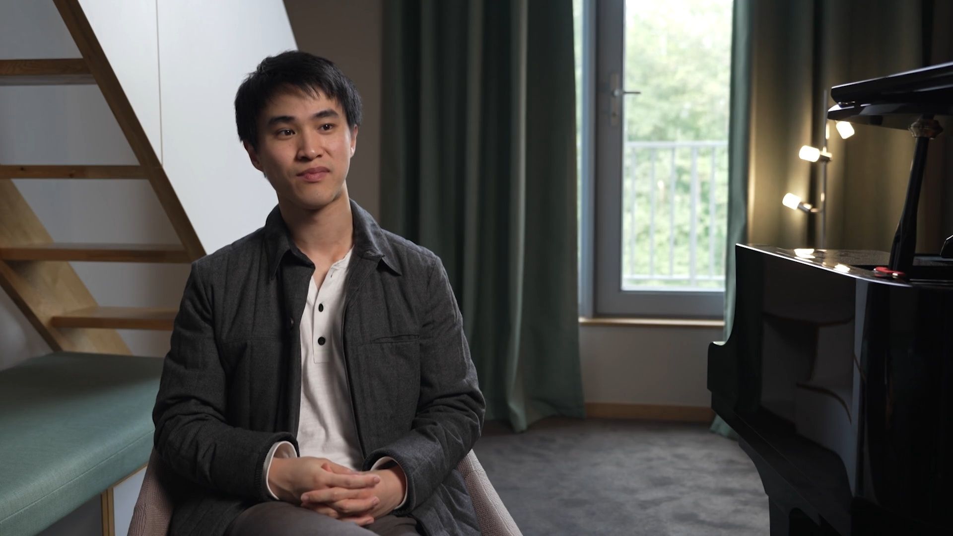 Portrait de Kevin Zhu, finaliste du Concours Reine Elisabeth Violon ...