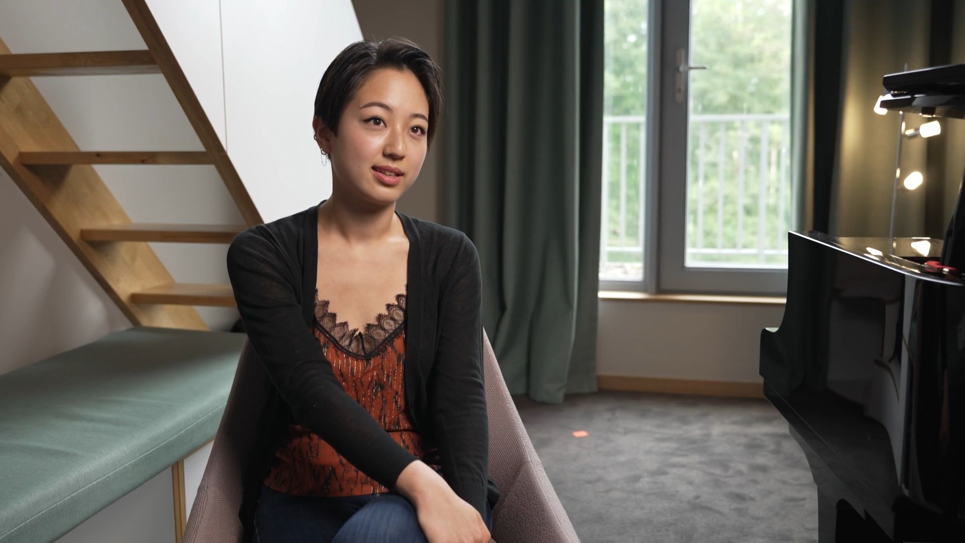 Portrait d'SongHa Choi, finaliste du Concours Reine Elisabeth Violon 2024 - le reportage de ...