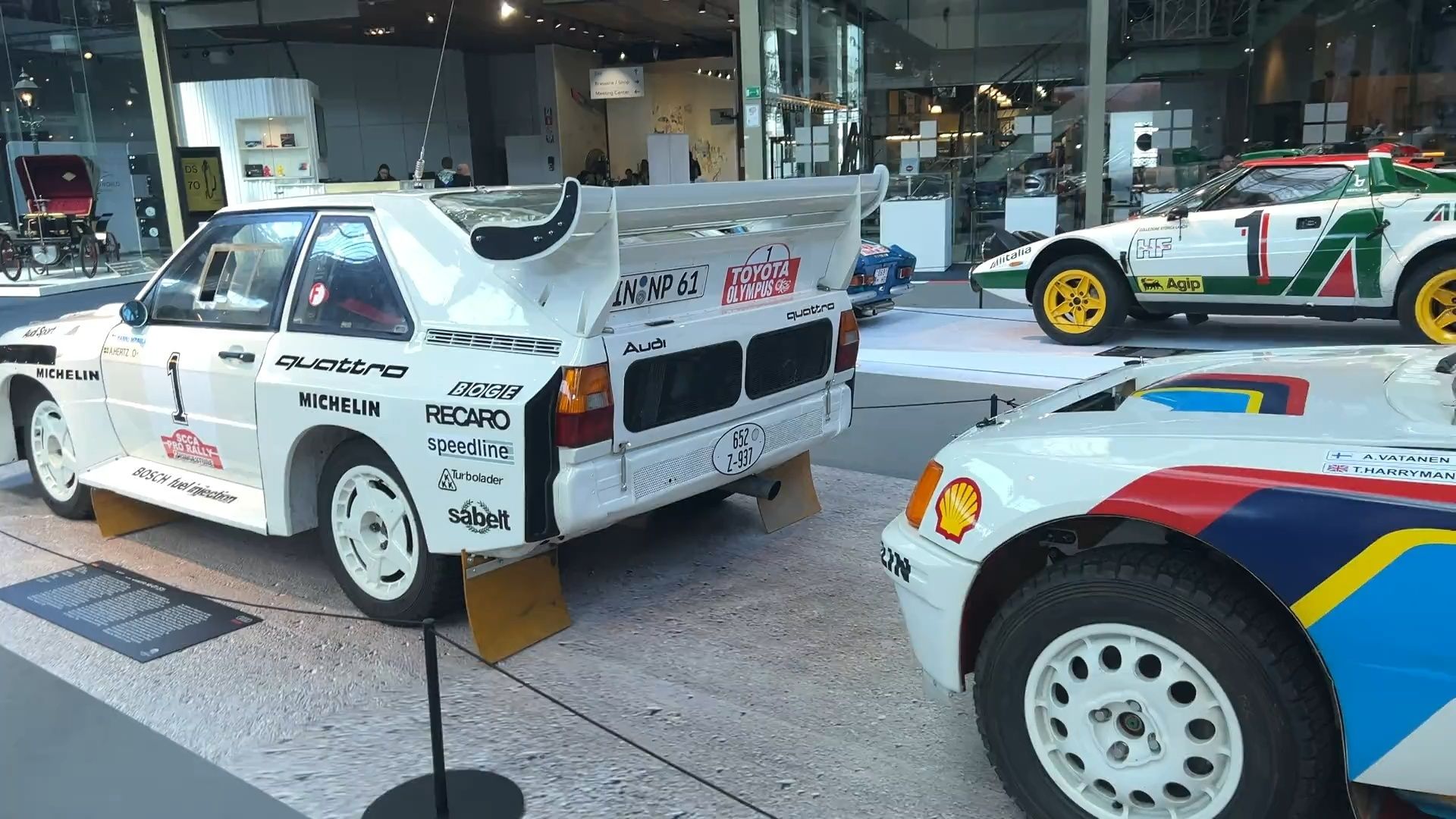 14 voitures mythiques de rallye presque à toucher dans une expo à Bruxelles - - Auvio