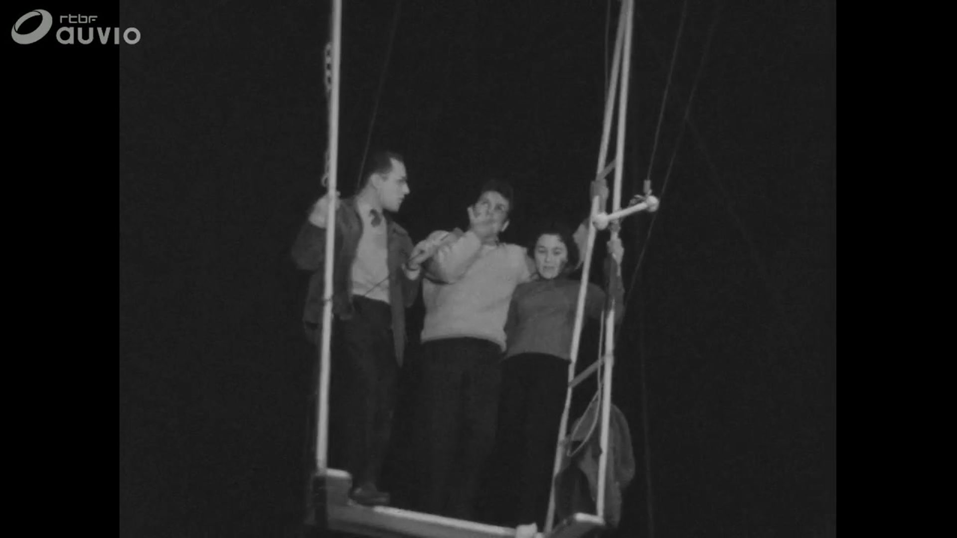 Roger Simons, animateur de l'émission de la RTBF 'Les Feux de la Rampe ...