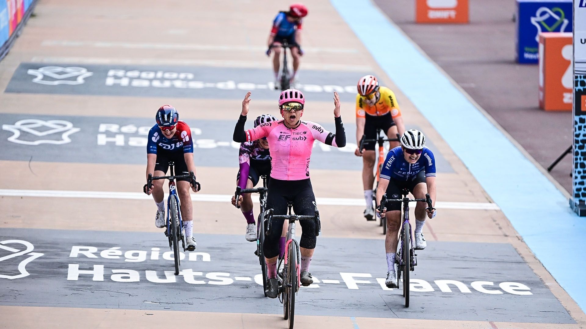 Paris-Roubaix Dames 2023 : Victoire d'Alison Jackson - Paris-Roubaix ...