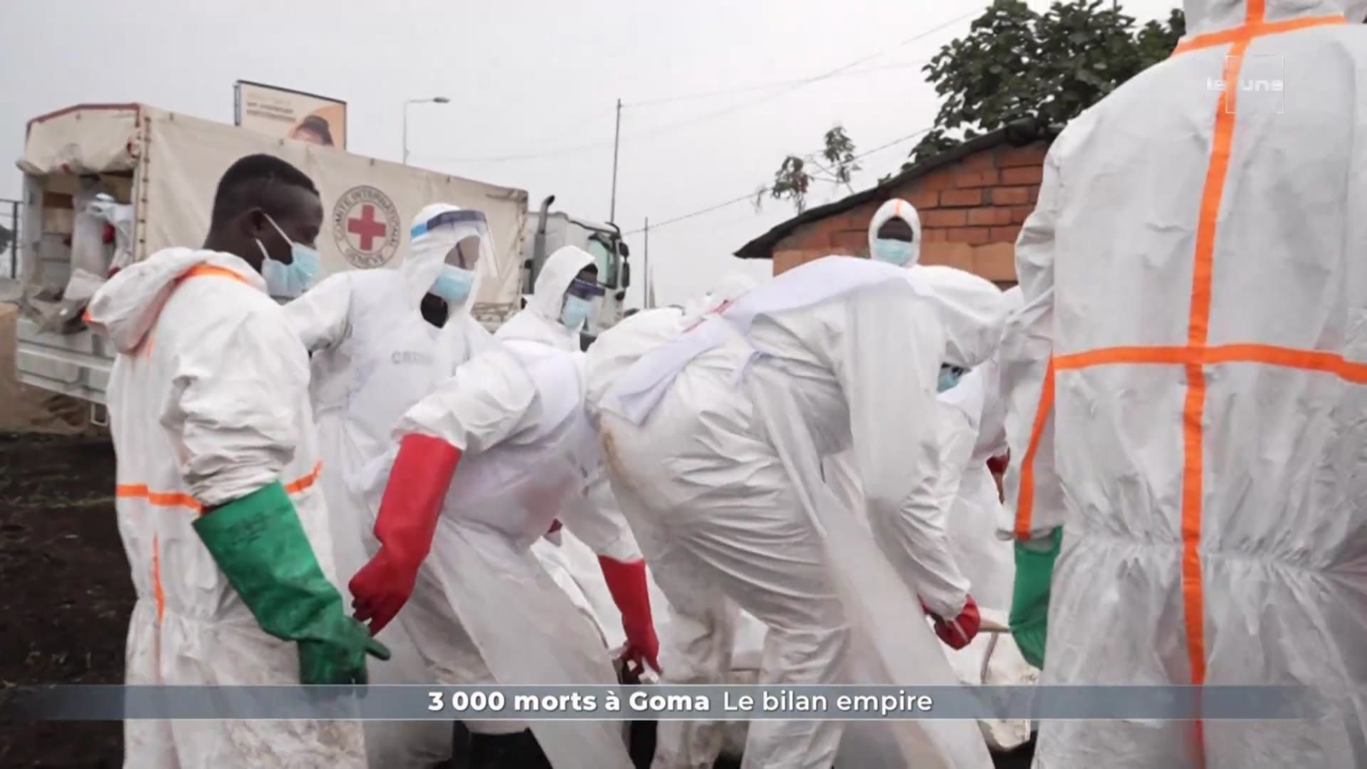 Violences dans l’est de la RDC : au moins 160 femmes violées et brûlées ...