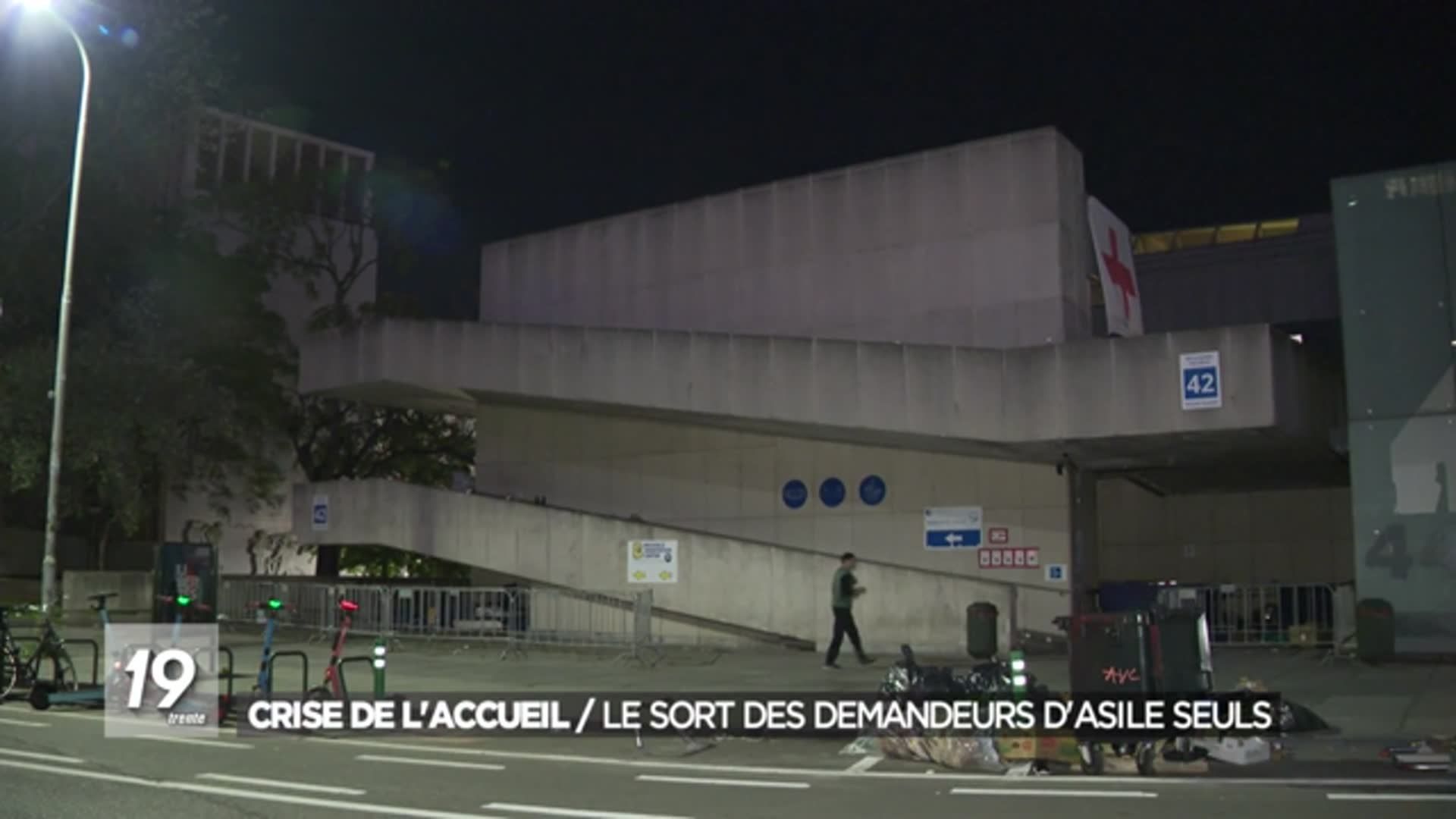 Crise de l accueil : Le sort des demandeurs d asile seuls - - Auvio