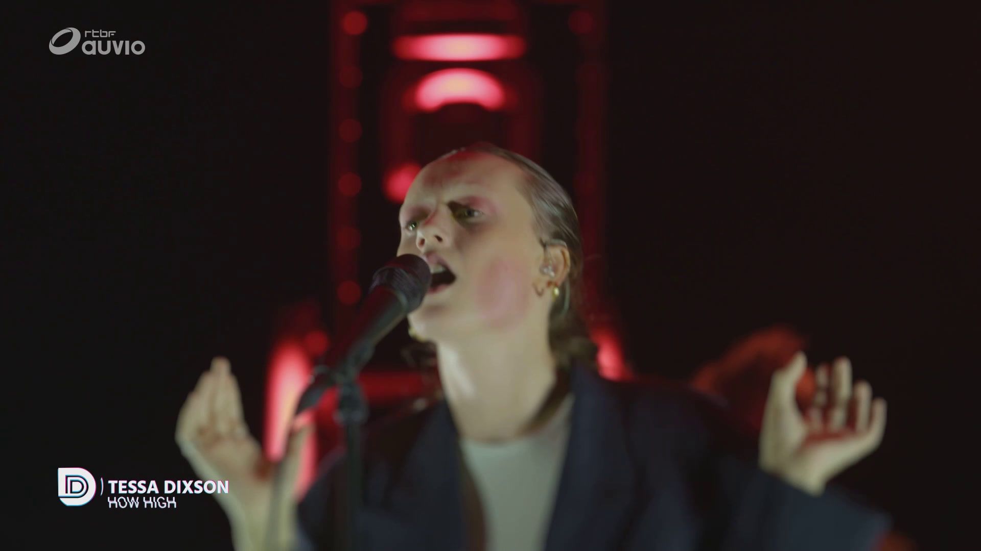 DECIBELS - Le Single - Tessa Dixson - Auvio