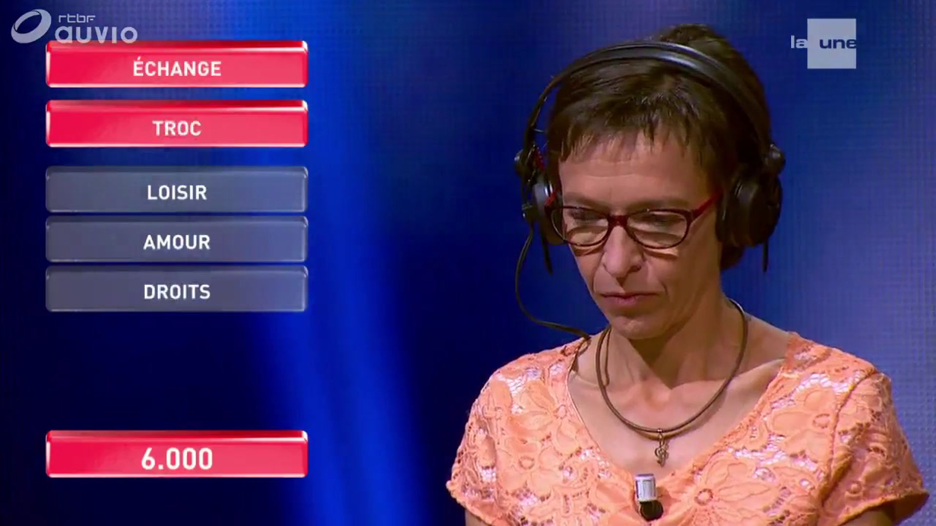 Les Associés : Huguette a trouvé le mot associé ! - Les Associés - Auvio