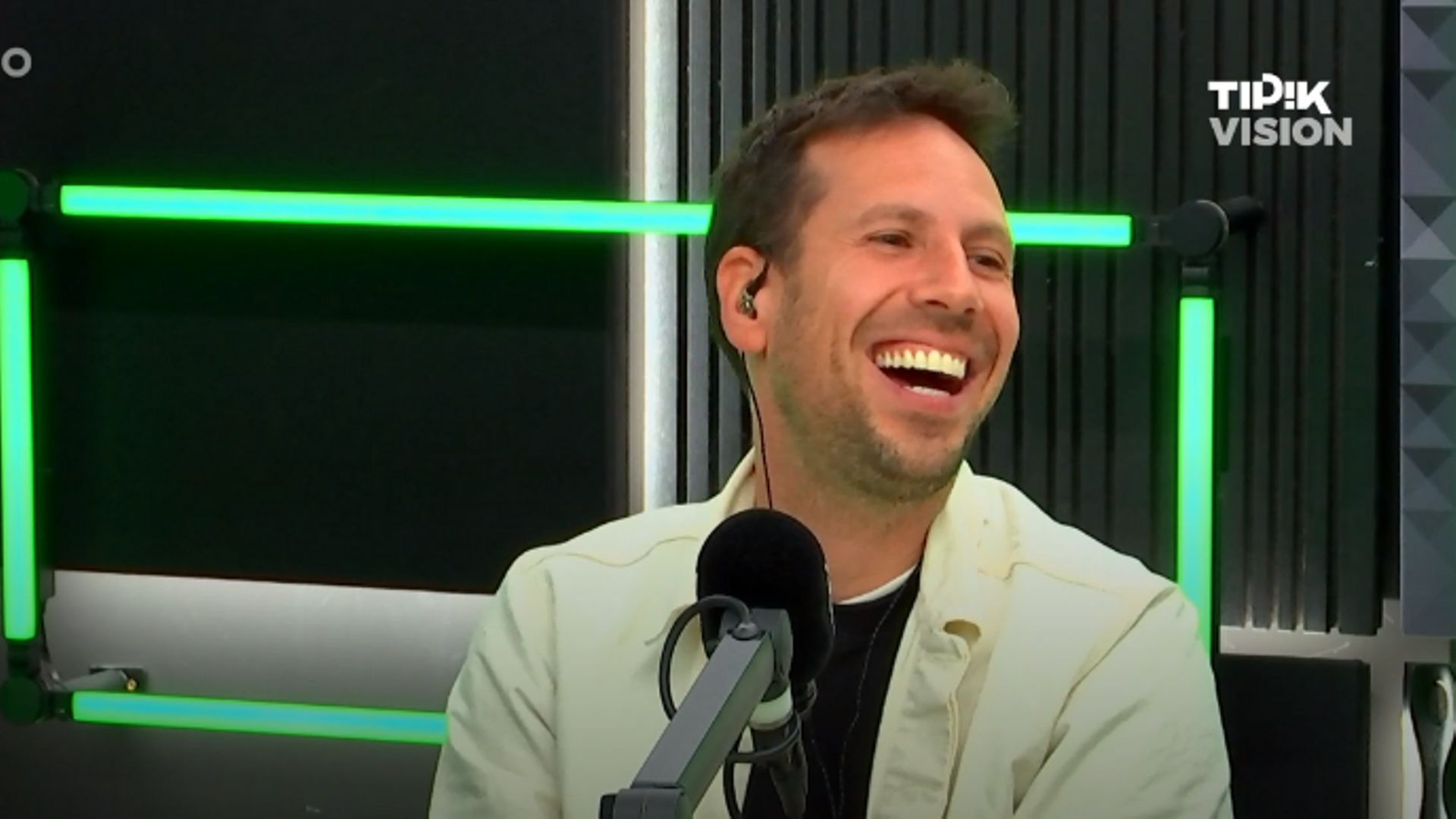 "Manger la bouche ouverte permettrait de ressentir plus de plaisir ...