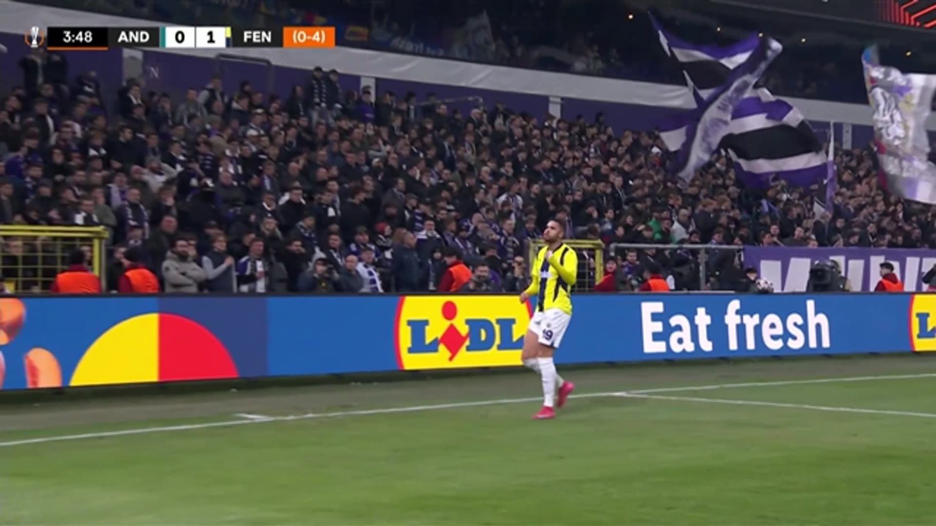 Anderlecht - Fenerbahçe : En-Nesyri profite d'une énorme erreur de ...