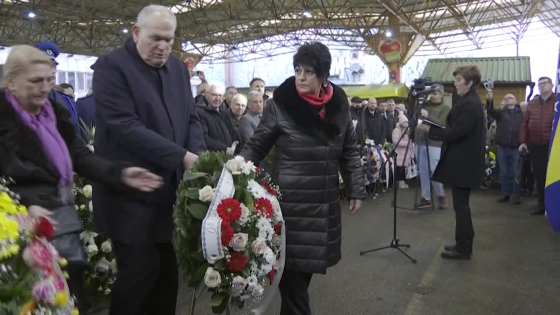 Les habitants de Sarajevo ont commémoré lundi le 30e anniversaire du ...