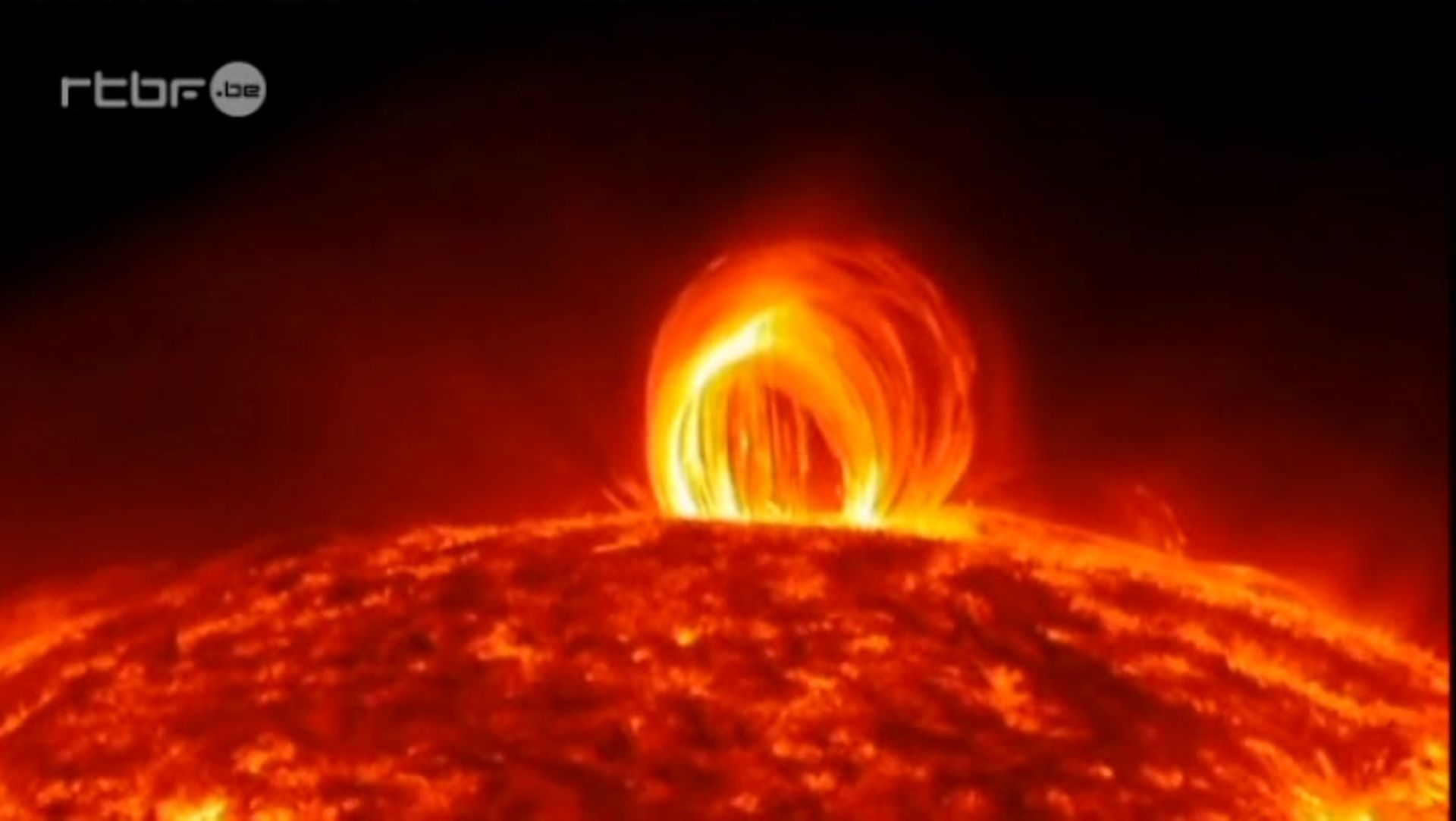 Une éruption solaires filmée en accéléré par la Nasa - Des images ...