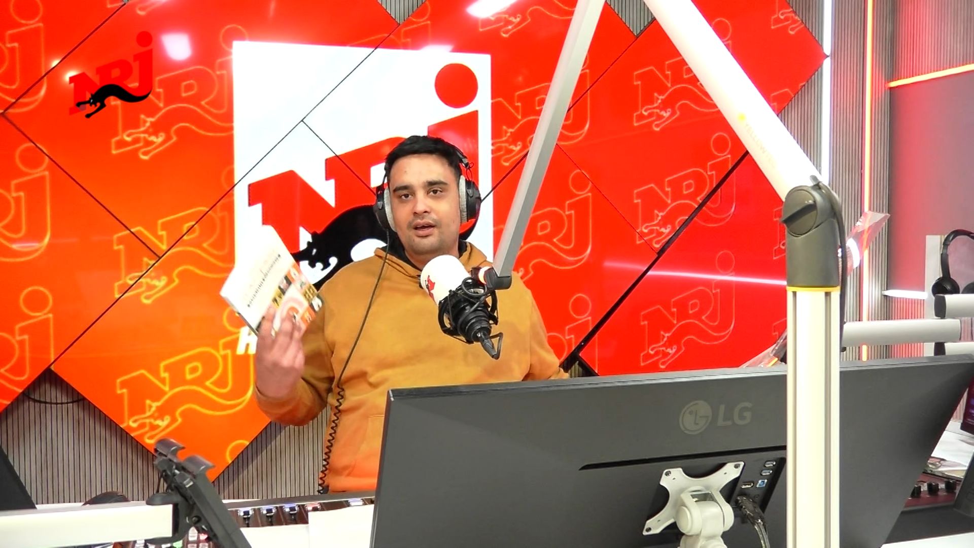 Mike sur NRJ - Léa Johansen, co-auteure du livre "Parentalité ...